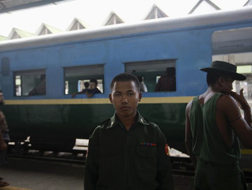 Assault on train leaves three injured in Kachin state- DVB