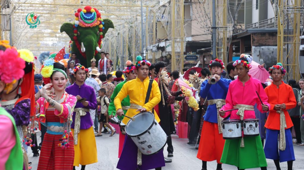 Chiang Mai Flower Festival: A display of colour and creativity - DVB