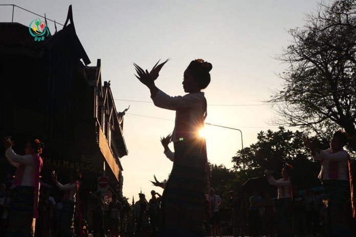Dancers in northern Thailand set Guinness World Record - DVB