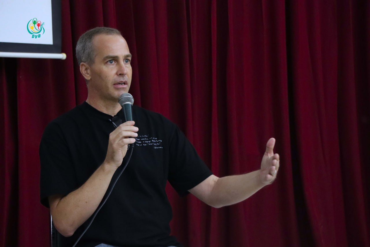 A film documenting medics along the Thai-Myanmar border - DVB